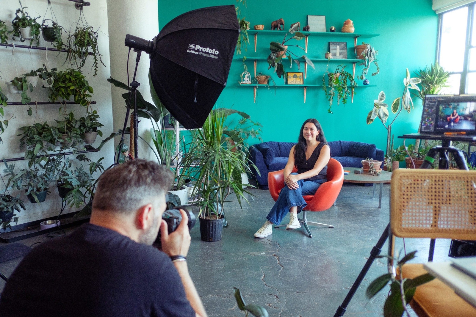 Profoto D30 for versatile studio and on-location lighting - Profoto